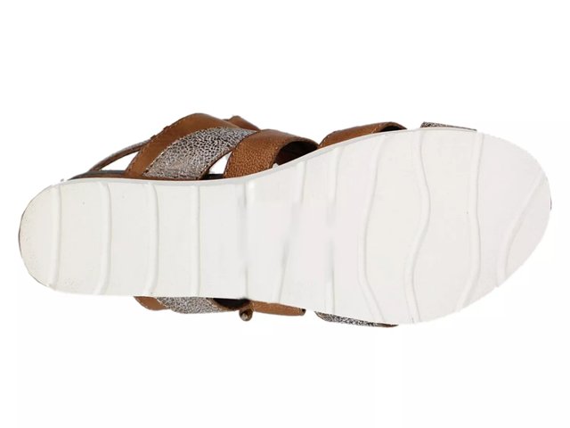 Diba True Gitty Yup Sandal - Free Shipping | DSW