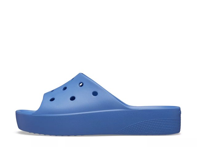 Crocs Classic Platform Slide Sandal - Women's - Free Shipping | DSW