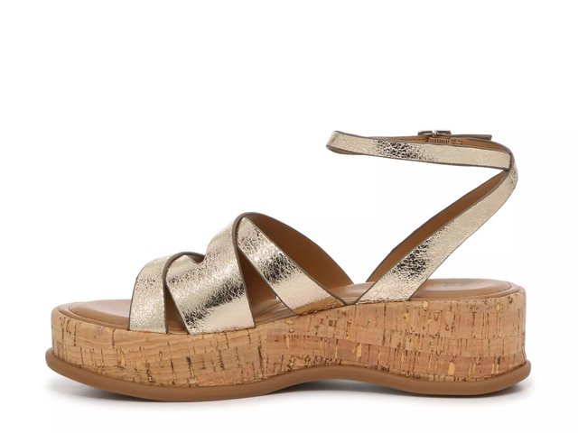 Naturalizer Riley Platform Sandal - Free Shipping | DSW