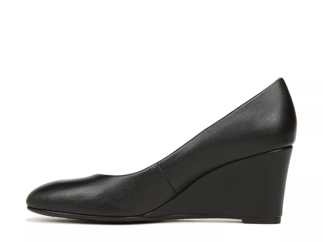 LifeStride Gio Wedge Pump - Free Shipping | DSW