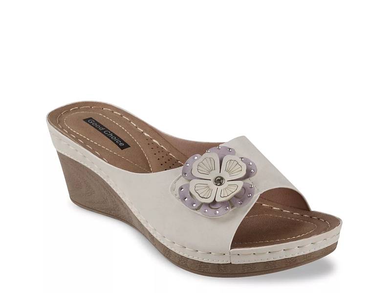 Good Choice Spring Wedge Sandal - Free Shipping | DSW