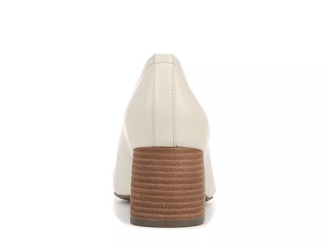 Vionic Carmel Pump - Free Shipping | DSW