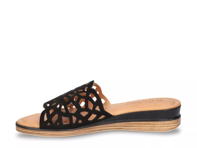 Bella Vita Cas Italy Wedge Sandal - Free Shipping | DSW