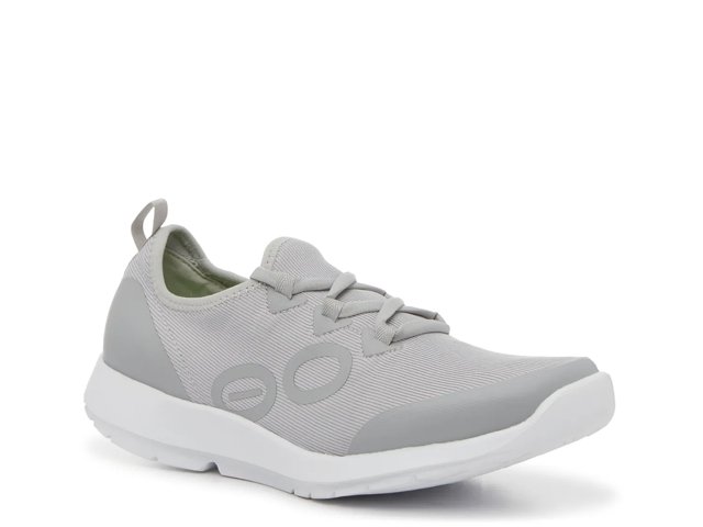 OOFOS OOmg Sport Sneaker - Women's - Free Shipping | DSW