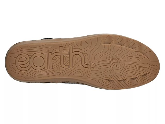 Earth Lady Flat - Free Shipping | DSW