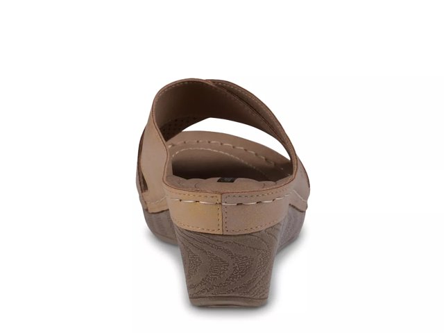 Good Choice Hayden Wedge Sandal - Free Shipping | DSW