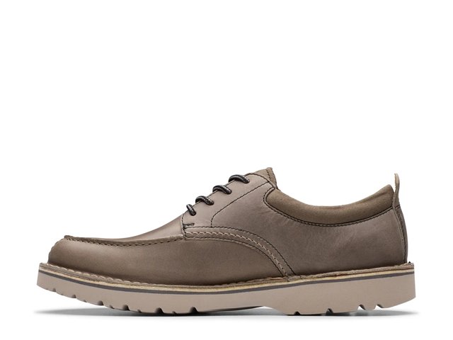 Clarks Eastridge Moc Oxford - Free Shipping | DSW