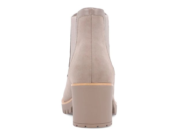 Mia Amore Brunaa Chelsea Boot - Free Shipping | DSW