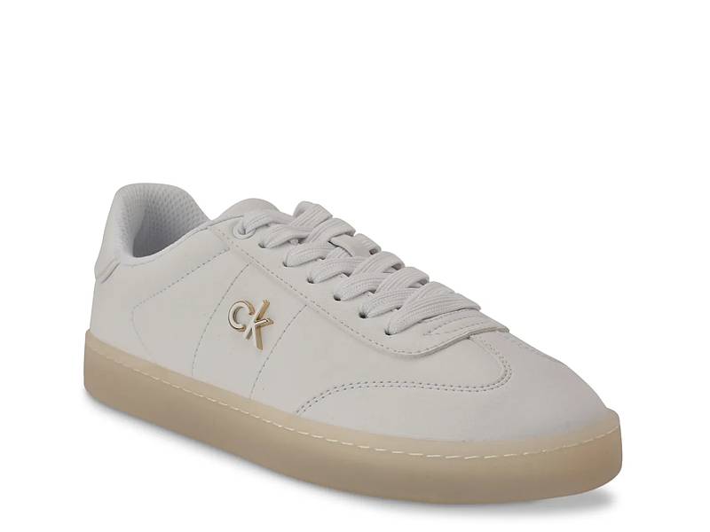 Vince Oasis Sneaker - Women's - Free Shipping | DSW