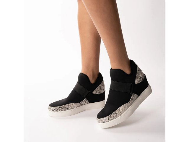 Journee Damari Wedge Sneaker - Free Shipping | DSW