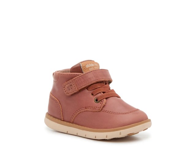 Stride Rite Quinn Sneaker - Kids' - Free Shipping | DSW
