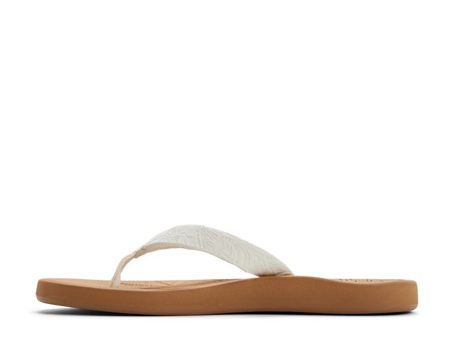 Roxy Deeliah III Flip Flop - Free Shipping | DSW