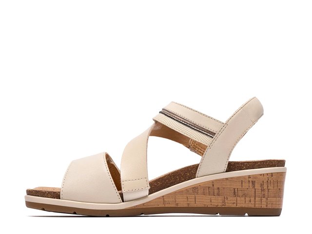Clarks Kacha Wave Wedge Sandal - Free Shipping | DSW